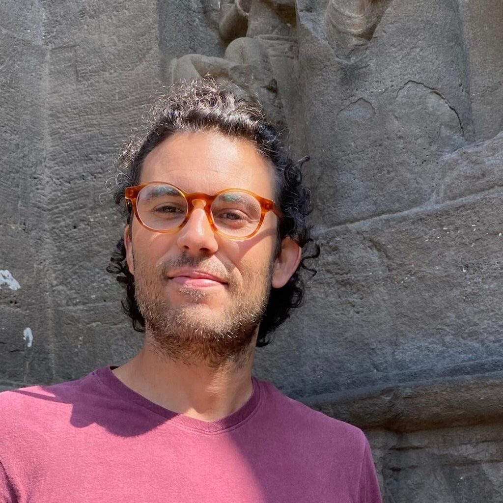 Aula de Yoga com Marcus Rojo – O Corpo de sensações – Virada Zen